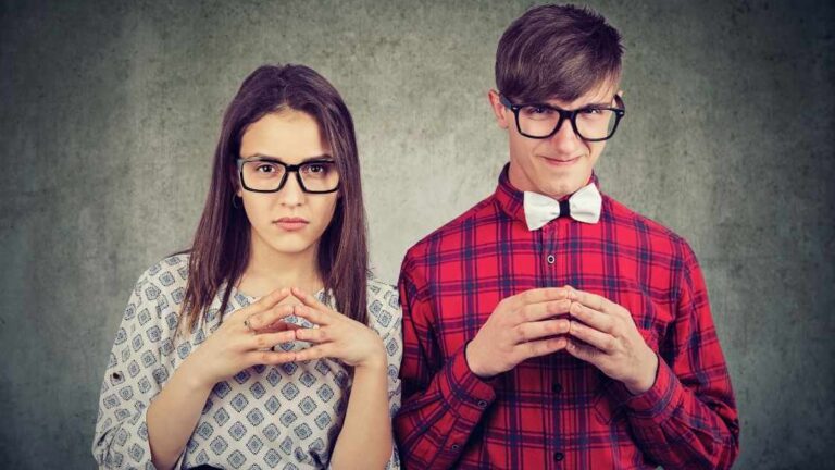 How To Stop Being Possessive In A Relationship? - ThediaryforLife