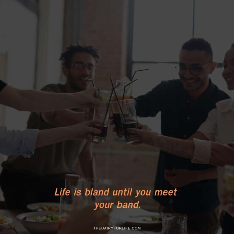 50+ Wise And Meaningful Quotes About Circle Of Friends Everyone Must Read